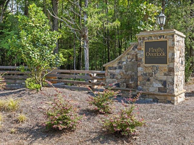 93 Firefly Overlook Road