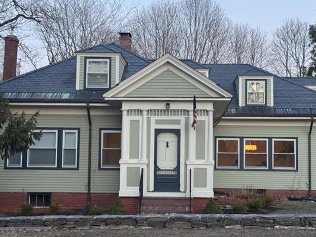 93 Foreside Rd, Falmouth, ME 04105