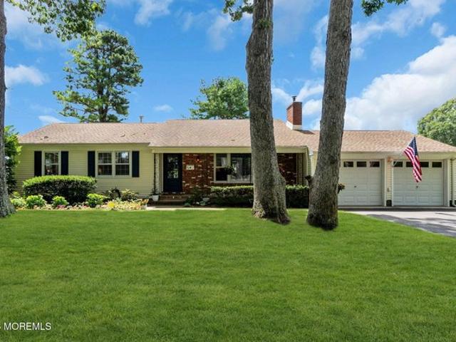 93 Forest Rd, Brick, NJ 08724