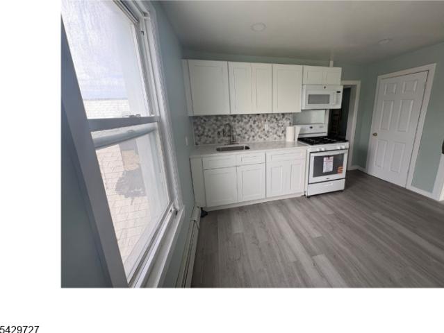 93 Highland St # 3