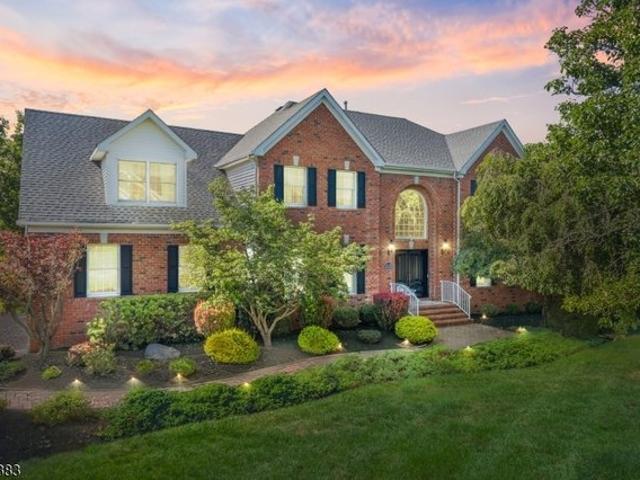 93 Hills Dr, Montgomery Twp, NJ 08502