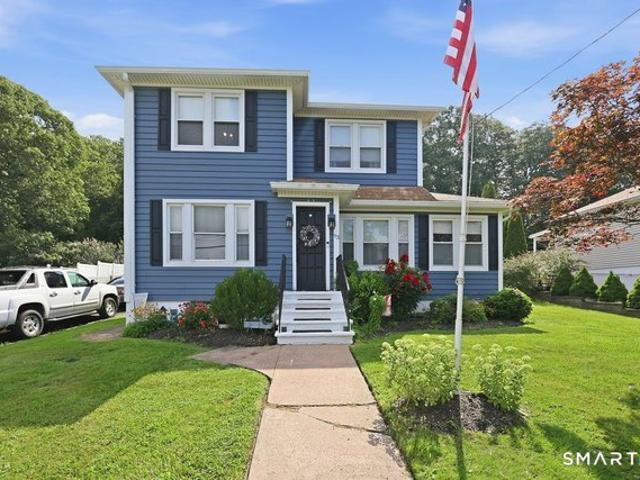 93 John St, East Haven, CT 06513