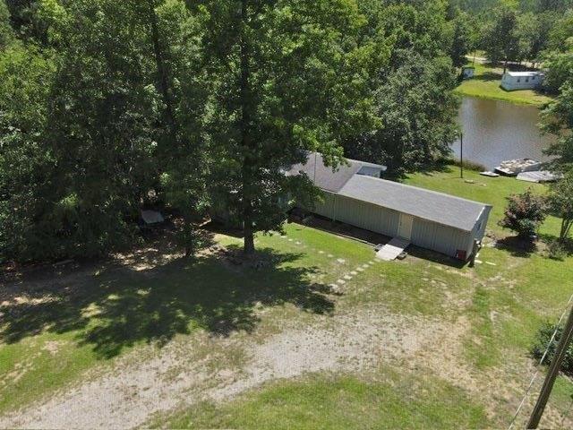 93 Lakeshore Dr, Cross Hill, SC 29332