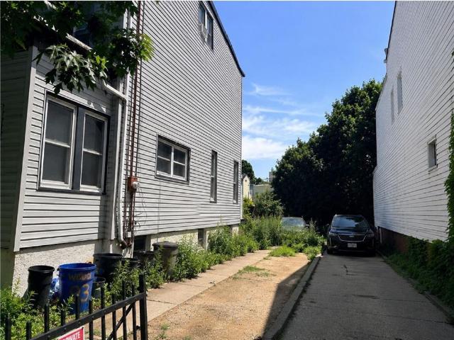 93 Linwood Street