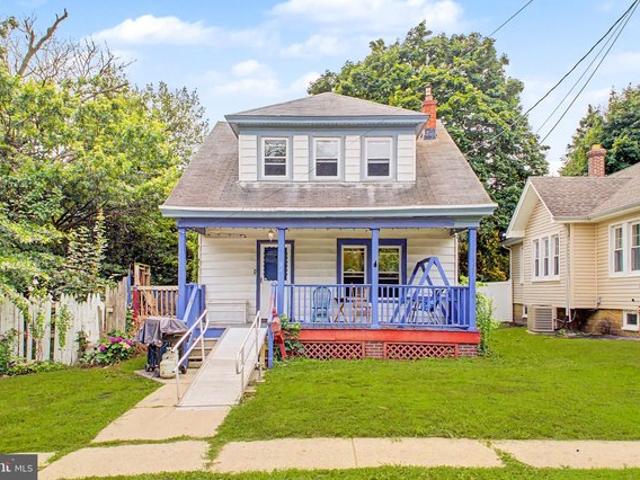 93 Locust Ave W, Hamilton, NJ 08610
