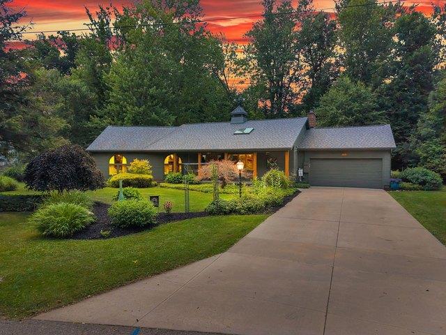 93 Lynwood Dr, Battle Creek, MI 49015