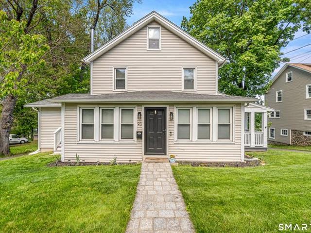 93 Main St, Watertown, CT 06795