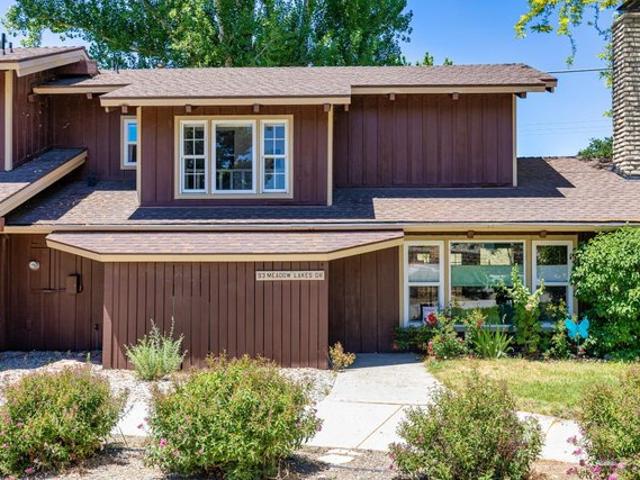 93 Meadow Lakes Dr, Tehachapi, CA 93561