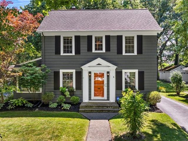 93 Monroe Pkwy, Rochester, NY 14618