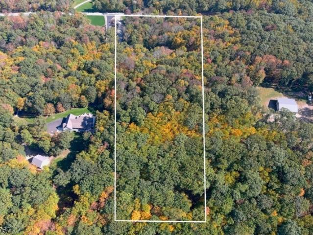 93 Moore Rd, Wantage, NJ 07461 | MLS #3992