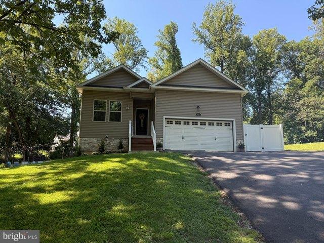 93 Old Sycamore Ln, Harpers Ferry, WV 25425