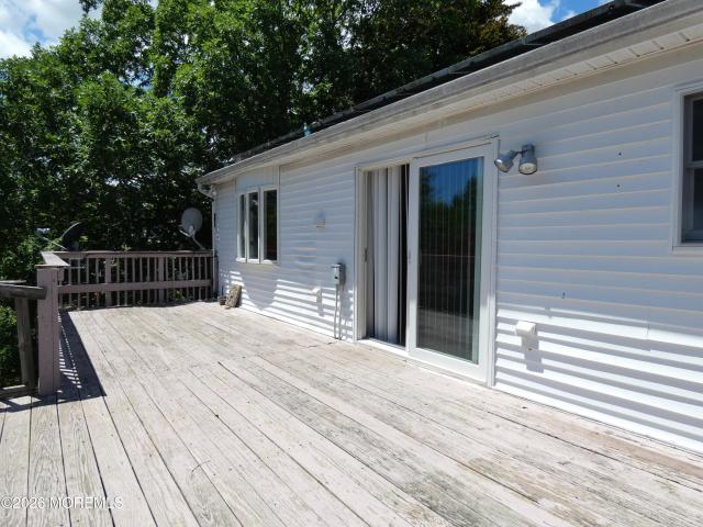 93 Outboard Avenue