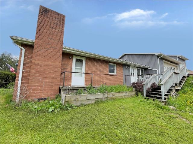 93 Penn St