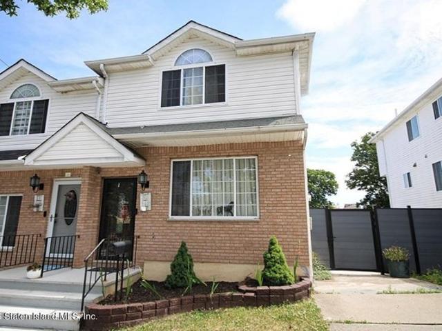 93 Reynolds St, Staten Island, NY 10305