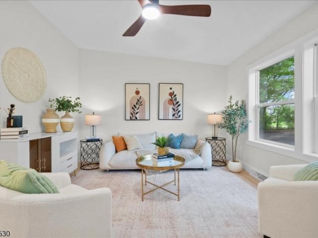 93 River View Way