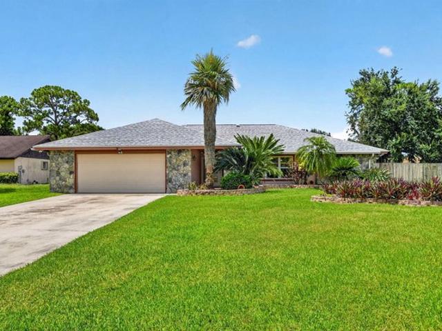 93 Santa Monica Ave, Royal Palm Beach, FL 33411
