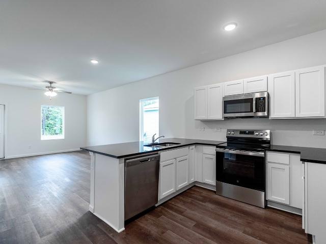 93 Stonehenge Cir, Manchester, TN 37355 | MLS #3172 | Compass