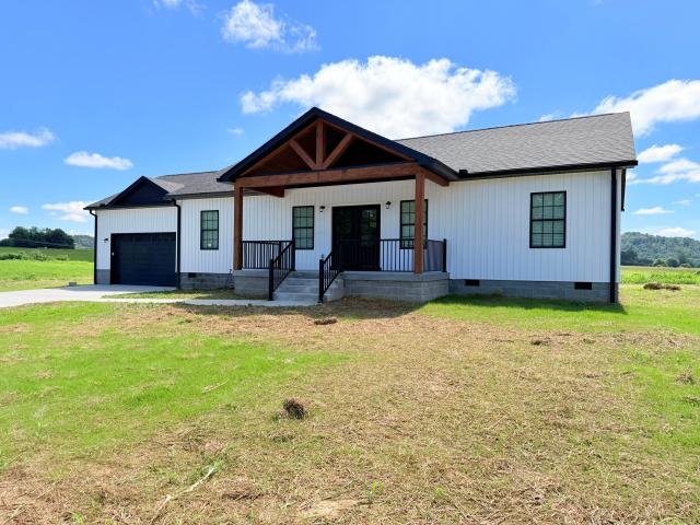 93 Stable Lane