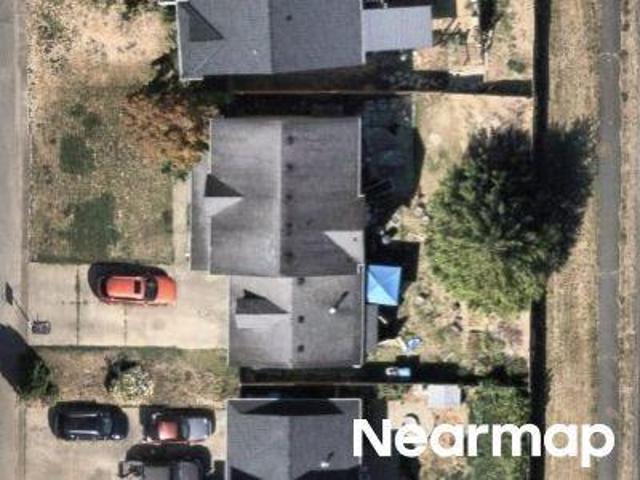 93rd Ave E