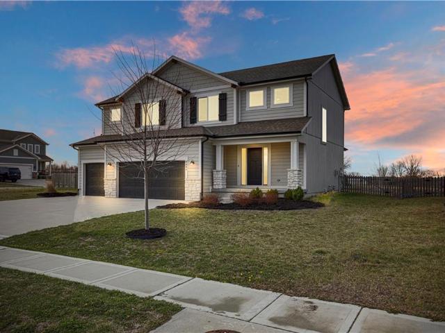 9004 NE 111th Pl, Kansas City, MO 64157 | MLS #2612 | Compass