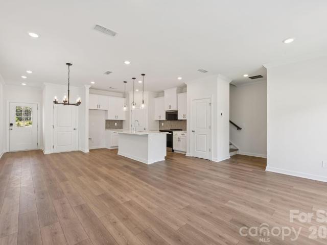 9004 Foggy Brook Loop