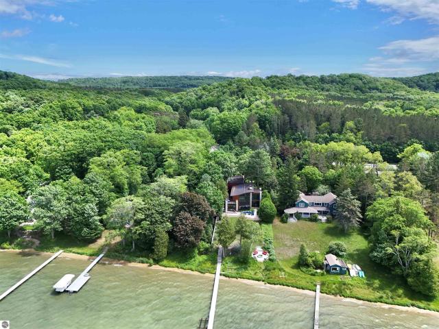 9004 S Dunns Farm Road
