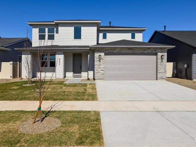 9004 W Moon River Dr, Star, ID 83669