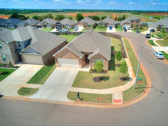 9005 NW 149th Ter, Yukon, OK 73099
