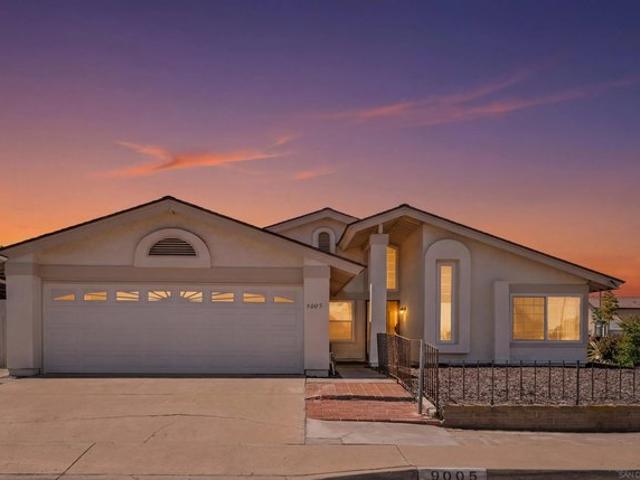 9005 Chart House St, San Diego, CA 92126