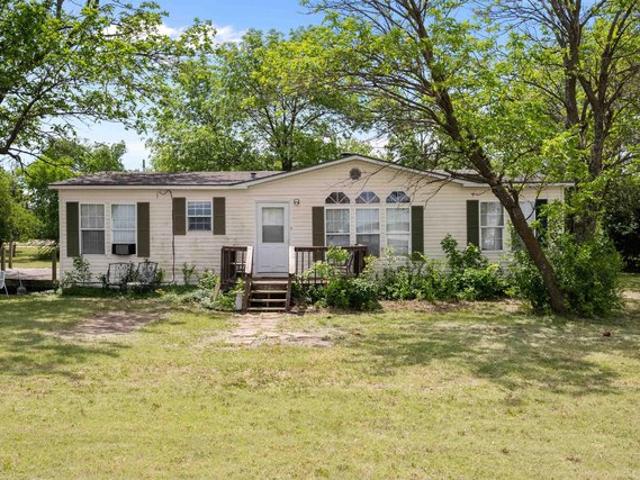 9005 E 45th St N, Wichita, KS 67226