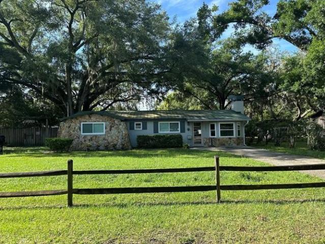 9005 Esthel Rd, Tampa, FL 33637