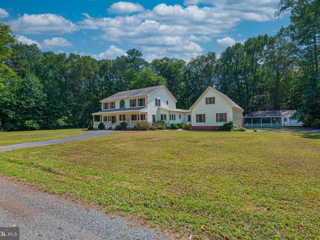 9005 Horseshoe Lane