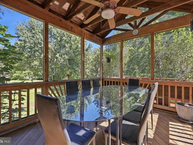 9005 Shadybrook Drive