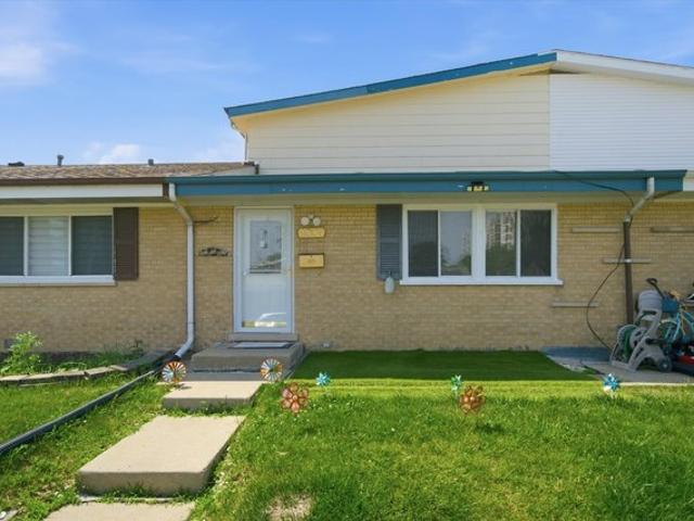 9005 Sherry Ln, Des Plaines, IL 60016