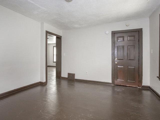 9005 Union 2 Bedroom Apartment for Rent at 9005 Union Ave, Cleveland, OH 44105 Kinsman