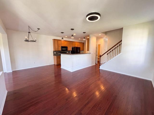 9006 Parlor Drive