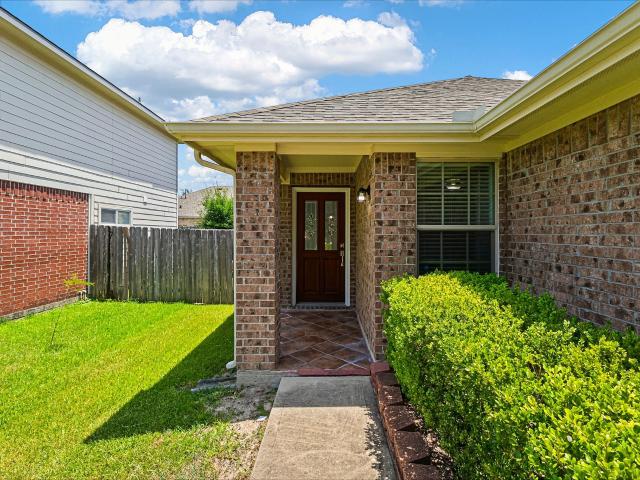 9006 Wildbird Lane