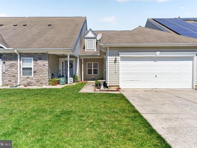 9008 Executive Club Dr, Delmar, MD 21875