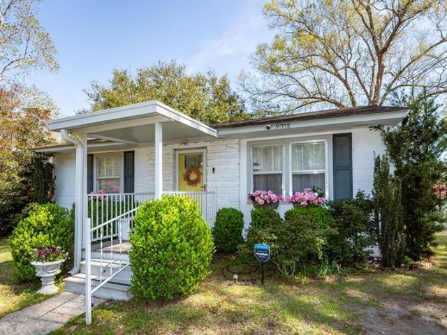 9008 Timber St, North Charleston, SC 29406