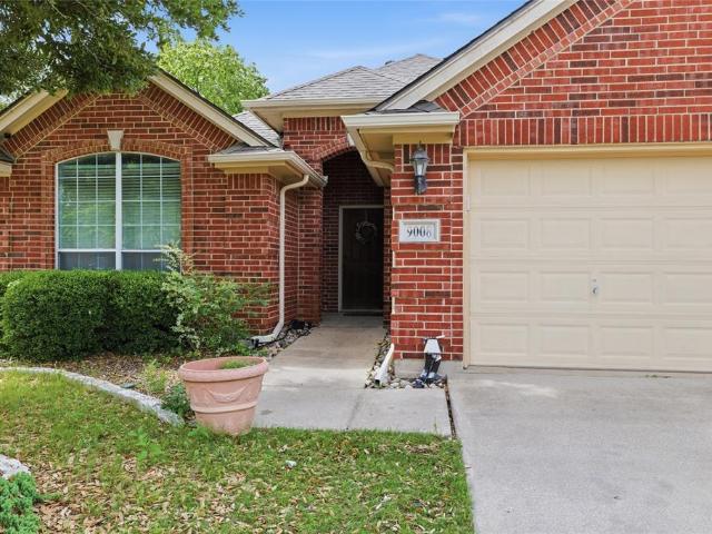 9008 Winding River Dr, Fort Worth, TX 76118 | MLS #21237