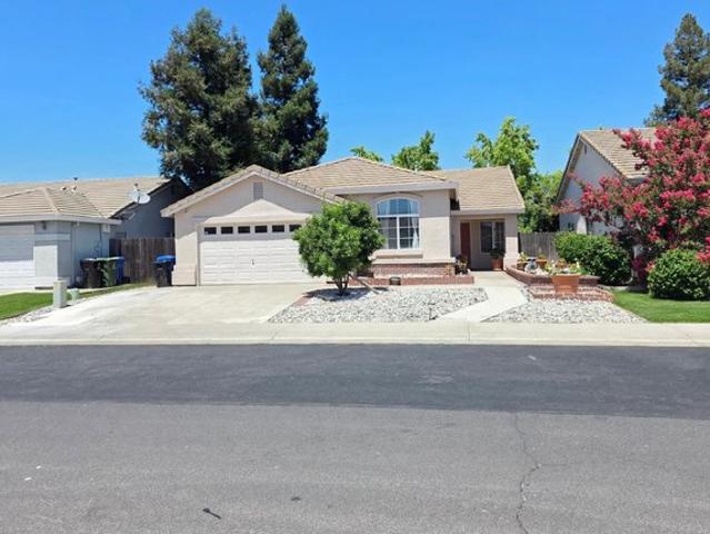9009 Bungalow Way, Elk Grove, CA 95758