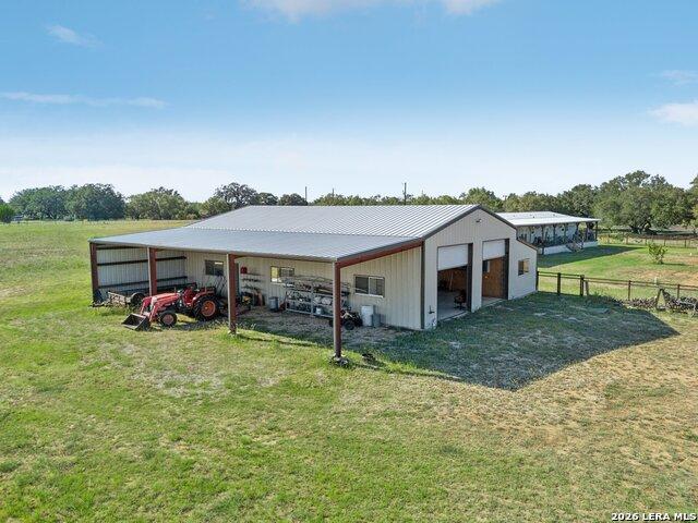 9009 Farm To Market 462 S