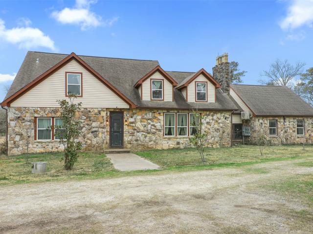 9009 Lazy Lane