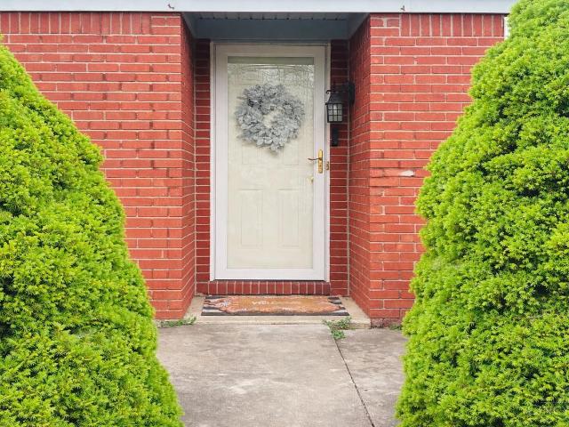 9009 Tremont Place