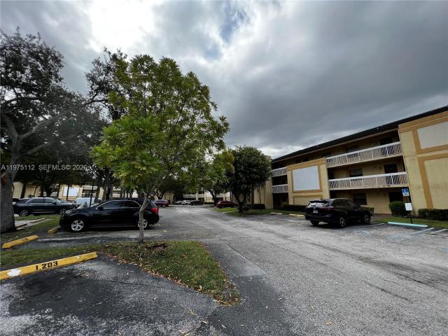 9000 NW 28th Dr, Unit 1303, Coral Springs, FL 33065 | MLS #A11975