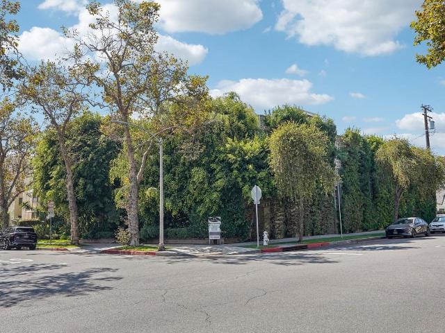 9000 Clifton Way 2 Bedroom Apartment for Rent at 9000 Clifton Way, Beverly Hills, CA 90211 Beverly Hills