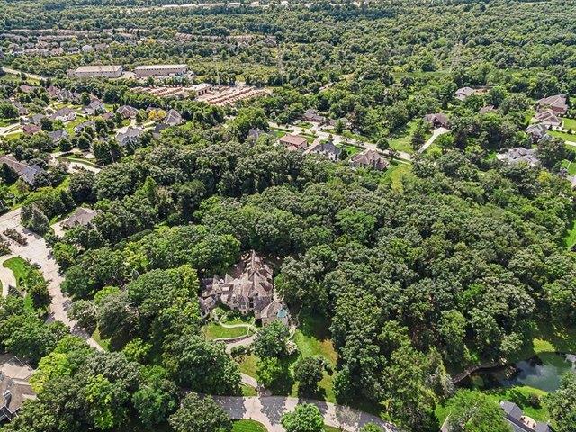 9000 County Line Rd, Burr Ridge, IL 60527