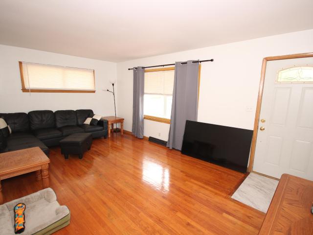 9000 W Custer Ave
