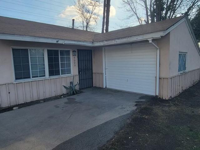 9000 Wilbur Ave. LLC 2 Bedroom Apartment for Rent at 9000 Wilbur Ave, Los Angeles, CA 91324 Northridge