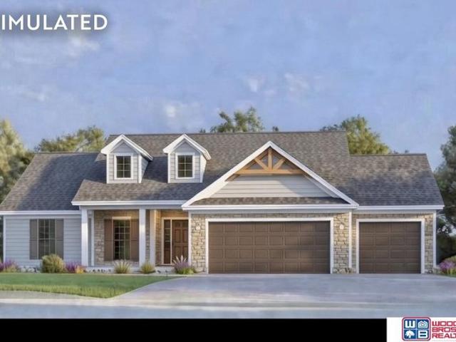9001 Castle Pine Dr, Lincoln, NE 68516